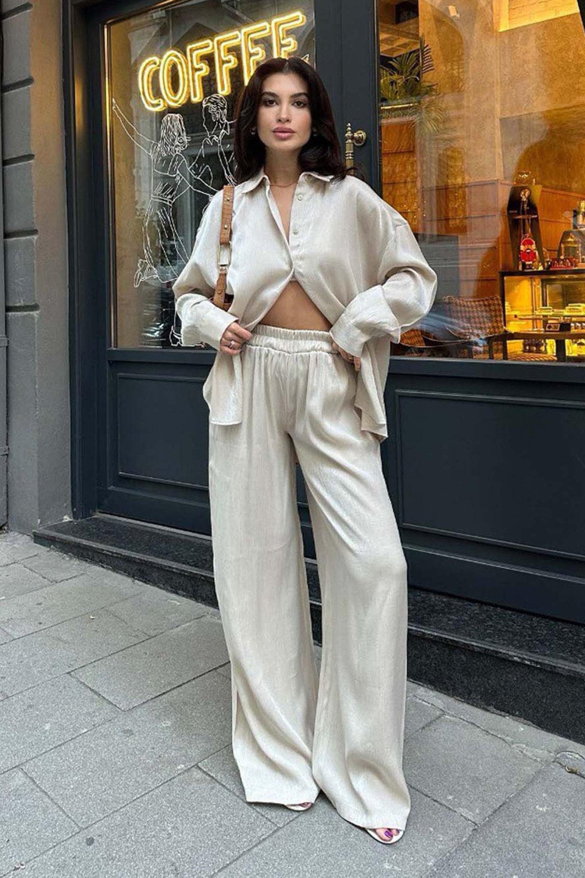 Item σετ πουκαμίσα-παντελόνι μπεζ - Joy Fashion House